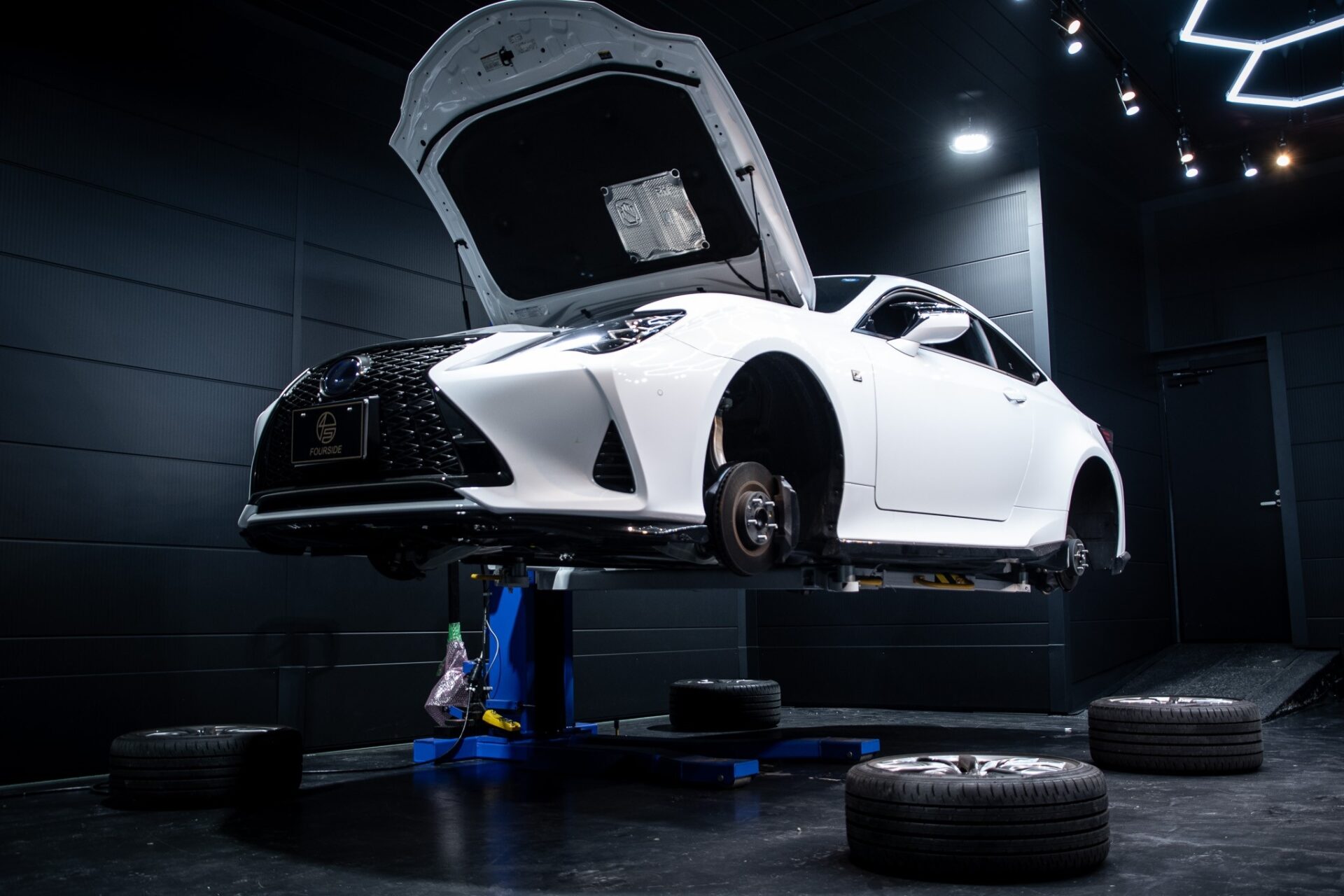 車検整備[ LEXUS | RC300h F SPORT ] ｜ 施工実績｜FOURSIDE（フォーサイド）【公式】京都